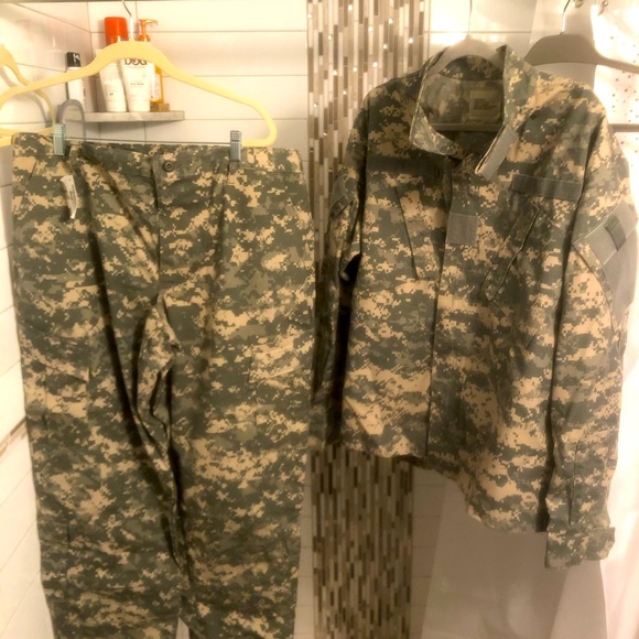 U.S. Army | Other | Official Military Issued Uniform Army Acu | Poshmark